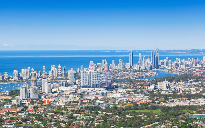 Aussies flocking Queensland, Western Australia — where are they going?
