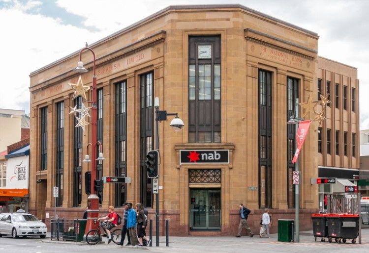 NAB reprices its fixed-rate home loans